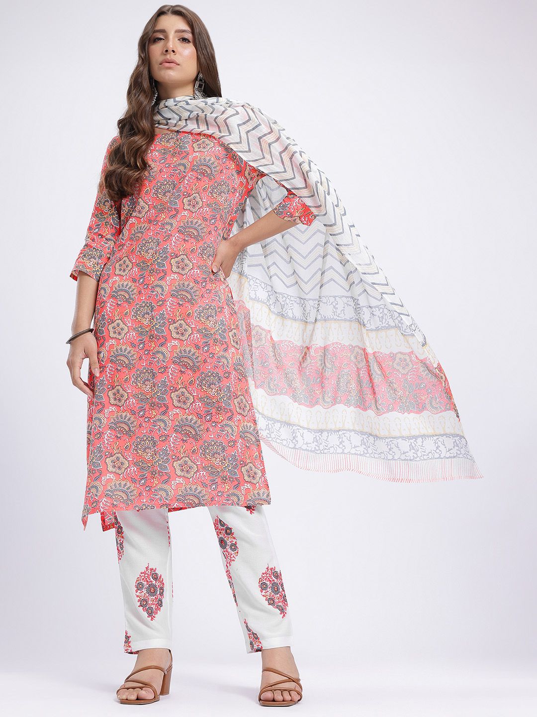 Buy Anouk Women Indie Floral Print Kurta With Trousers & Dupatta - Kurta Sets for Women 32434713 ...