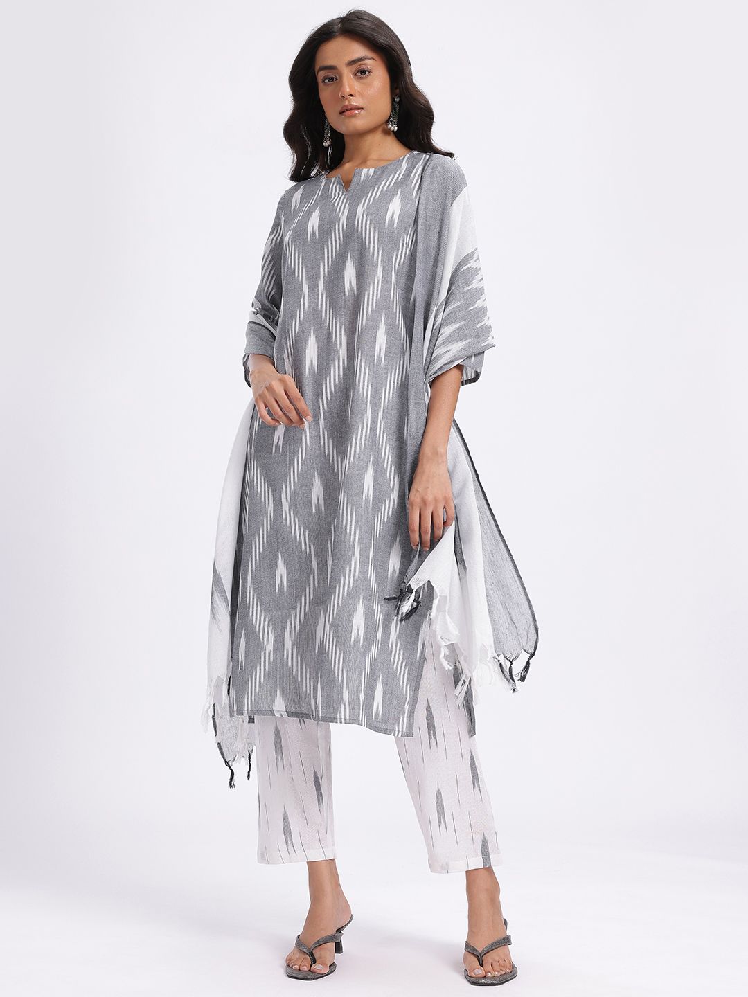 Buy Anouk Ikat Print Regular Pure Cotton Kurta With Trousers & Dupatta ...