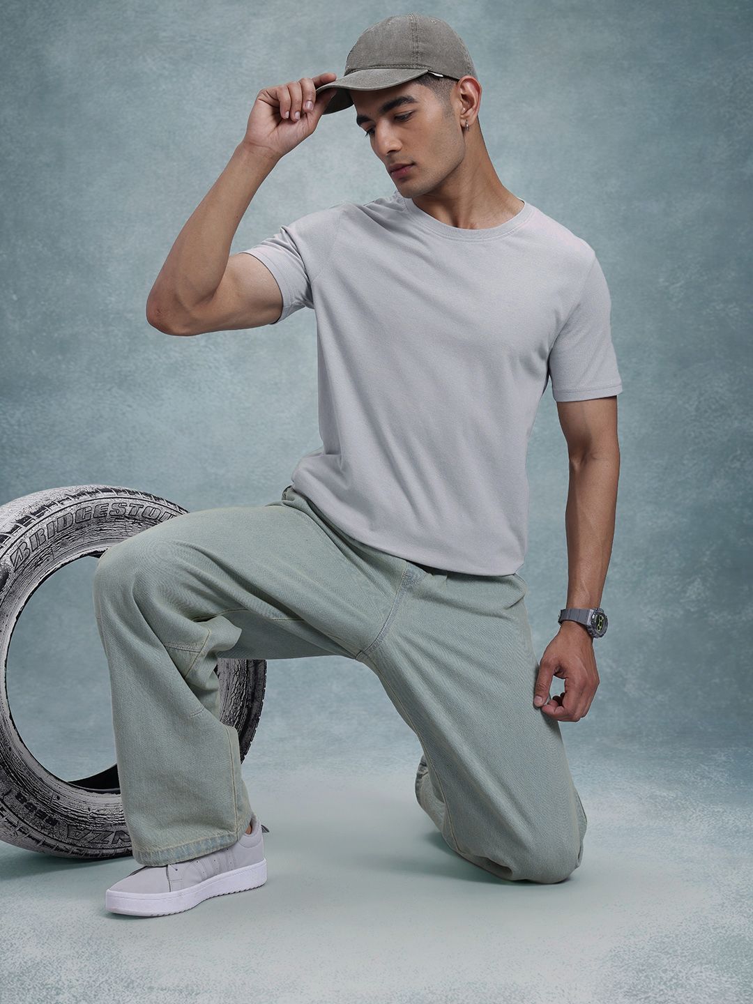 Buy The Roadster Lifestyle Co. Men Pack Of 3 Solid T Shirts - Tshirts for Men 32782959 | Myntra