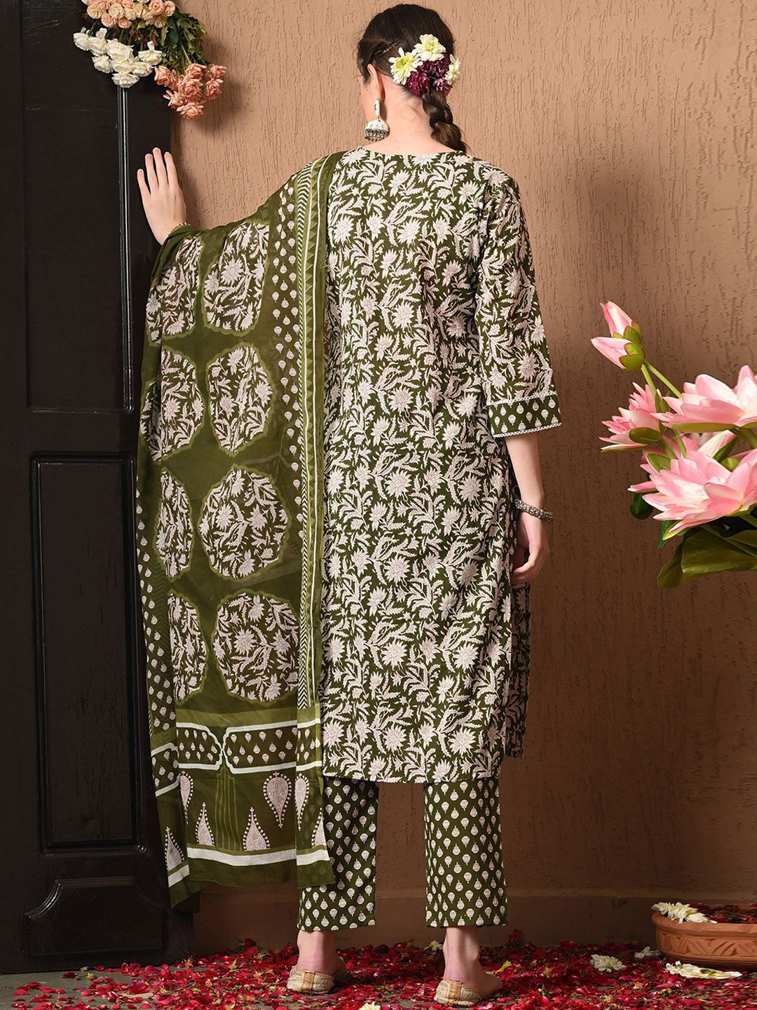 Buy Anouk Women Floral Printed Regular Pure Cotton Kurta With Trousers & With Dupatta - Kurta ...