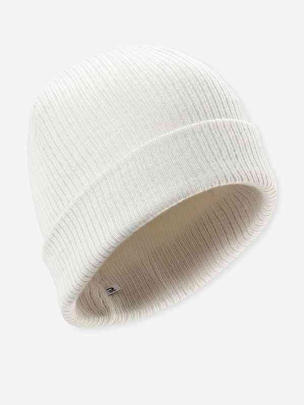 white winter cap