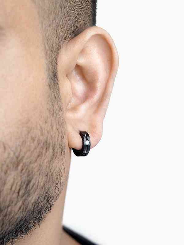 ear piercing black