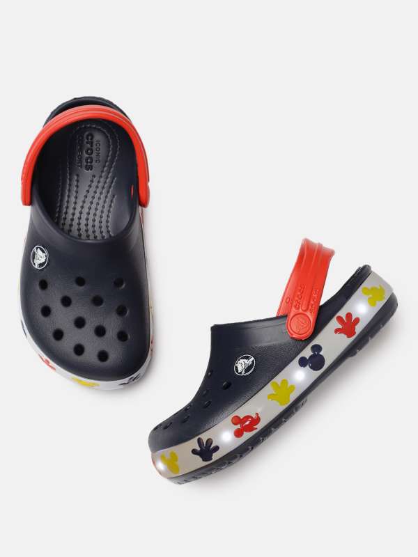 Myntra crocs store