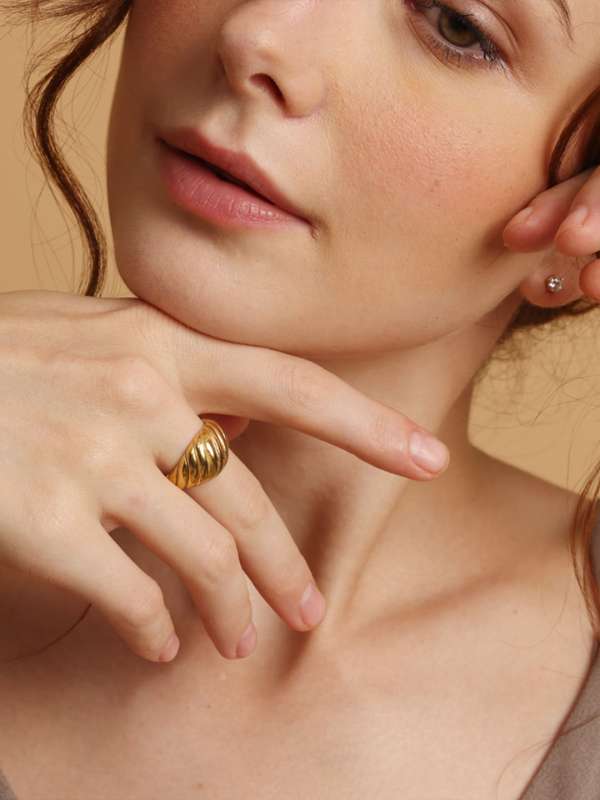 Gold Rings For Women Buy Gold Rings For Women Online in India Myntra