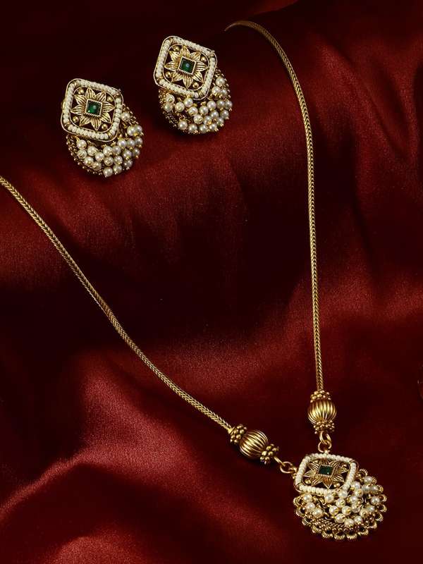 Myntra pendant set store