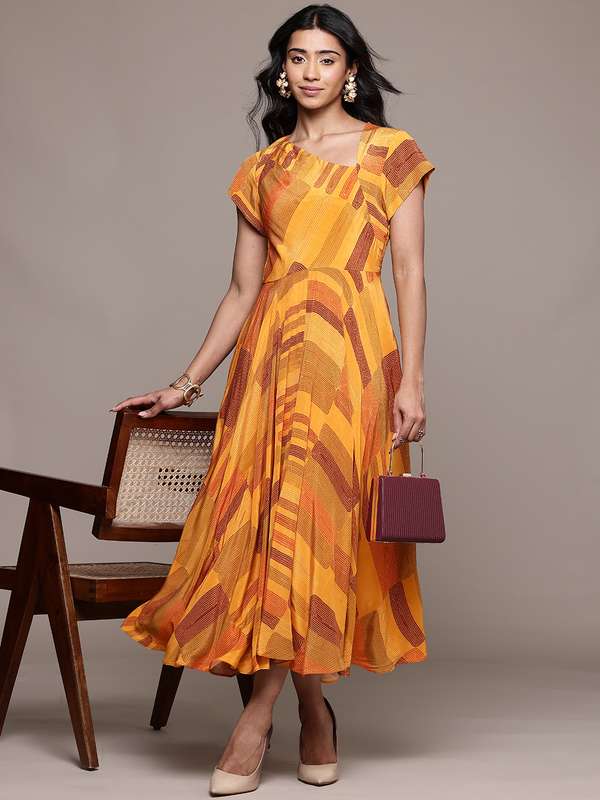 Ritu Wears Logo Ritu Kumar Launches New Campaign With Nimrat Kaur