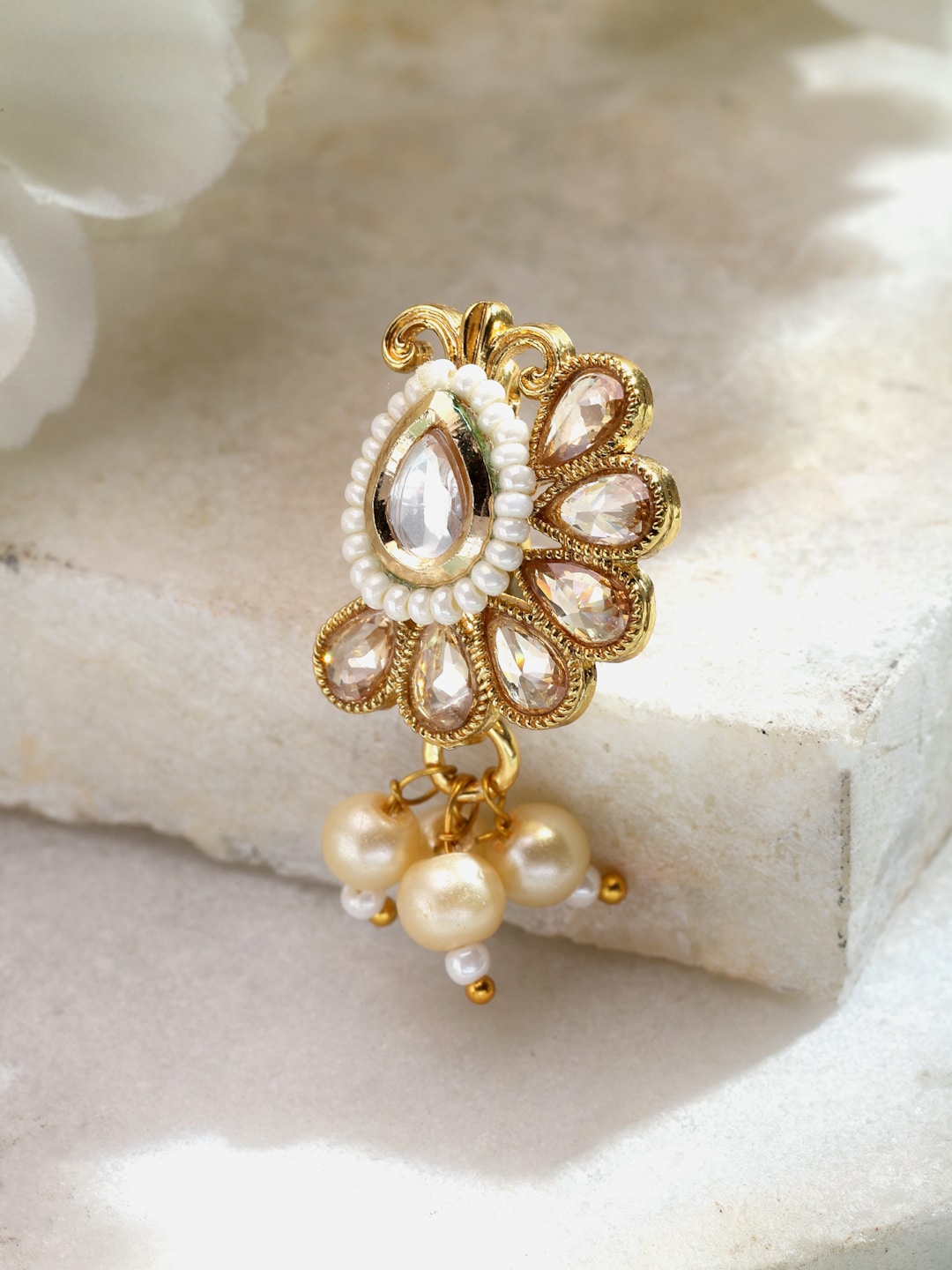 Pearl nose pin gold store