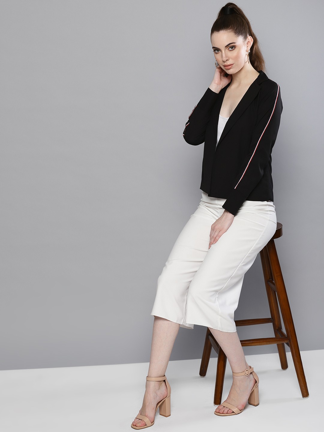 Buy Trend Arrest Women Black Solid Jacket Jackets For Women 10053995