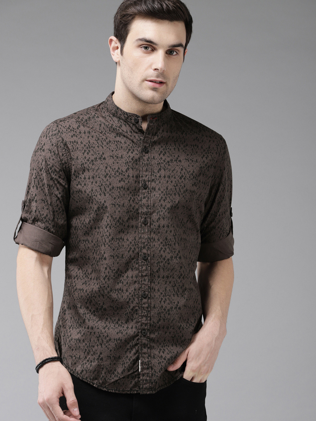 Buy The Roadster Lifestyle Co Men Coffee Brown Regular Fit Printed ...