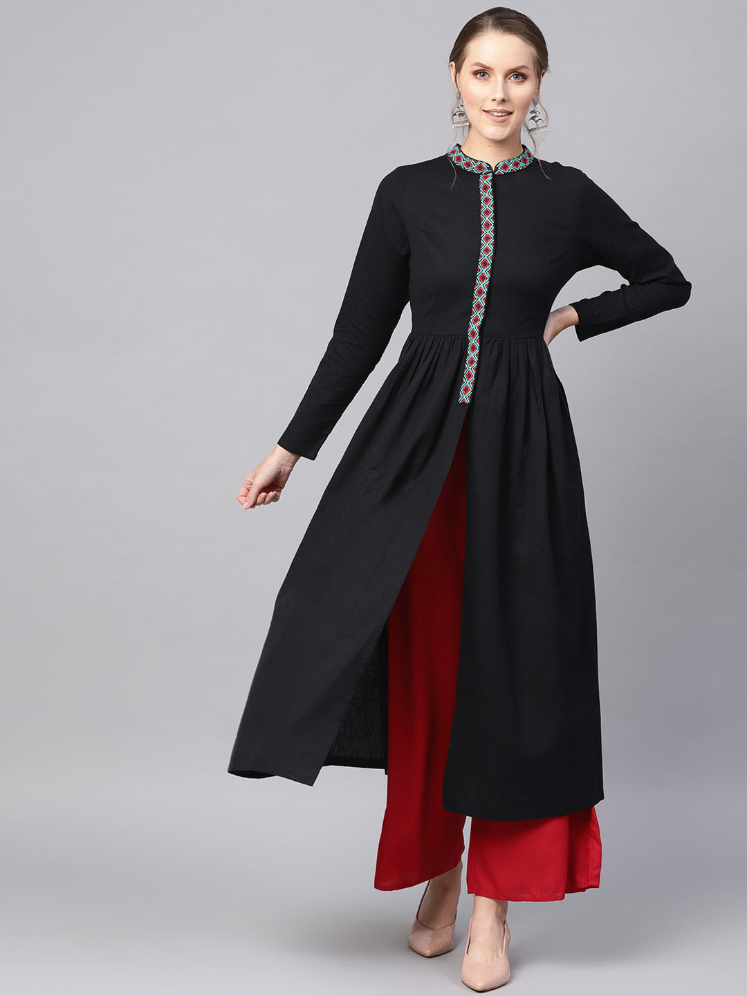 Buy SASSAFRAS Women Black Solid High Slit A Line Kurta - Kurtas for ...