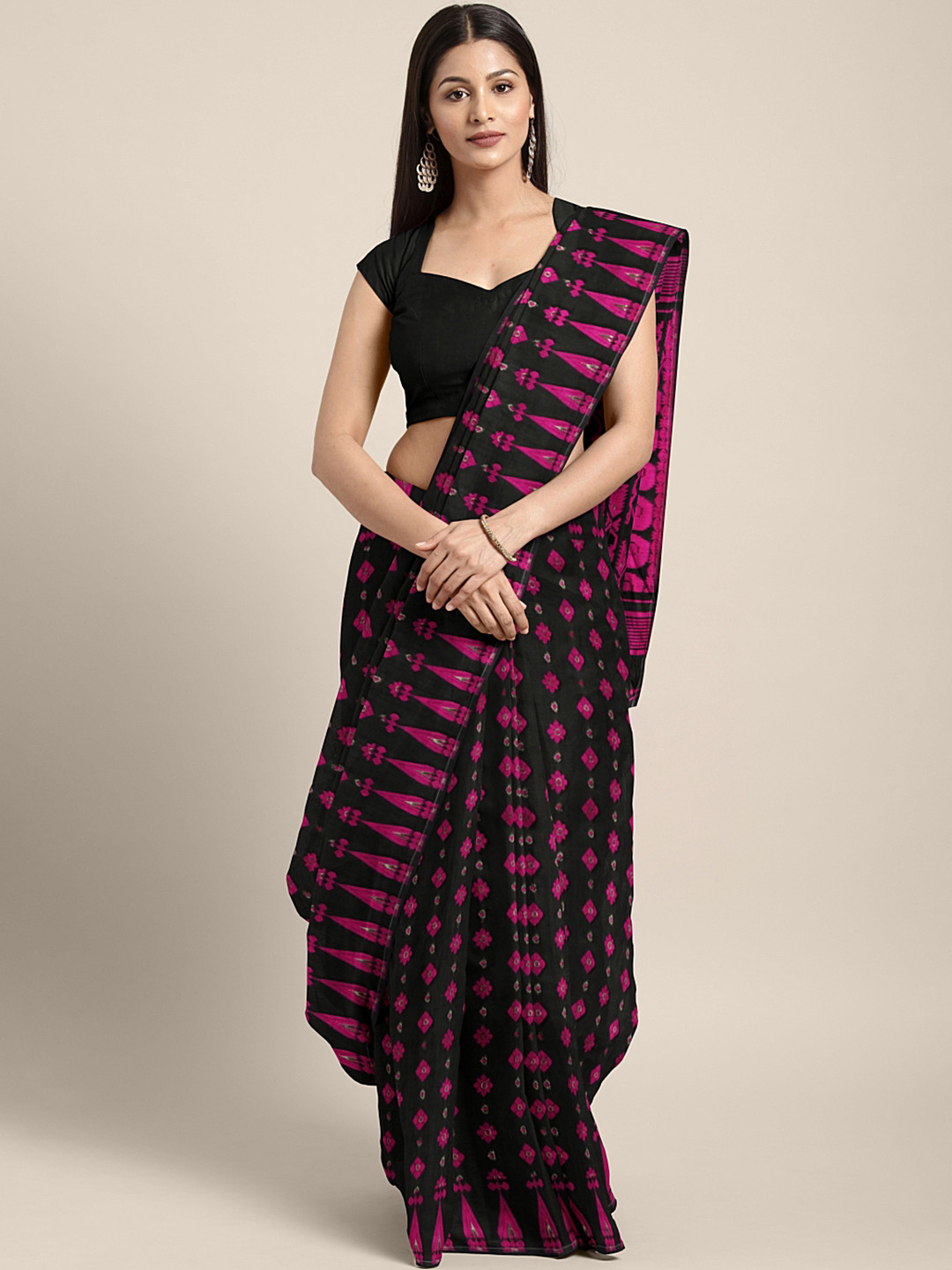 Buy Mitera Black & Pink Handwoven Jamdani Saree - Sarees for Women ...