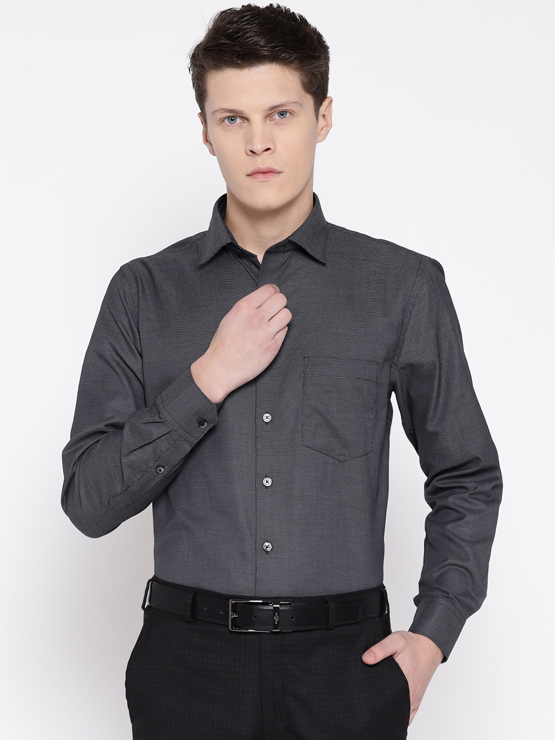 Buy GE SHIRTS Men Black & White Slim Fit Self Design Giza Cotton Formal ...