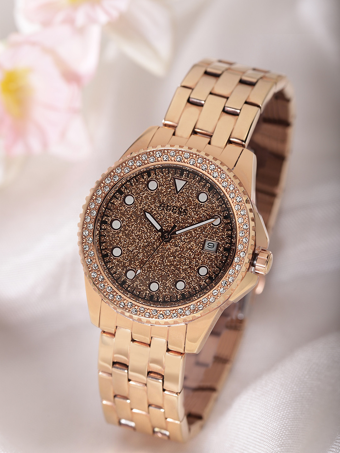 Buy GUESS Women Copper Toned Analogue Watch W1235L3 - Watches for Women ...