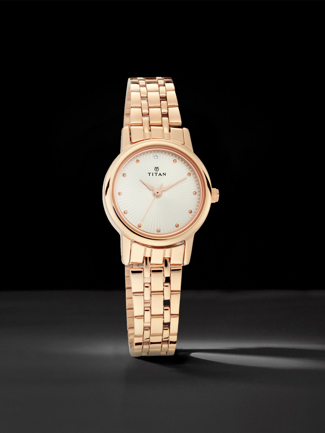 Buy Titan Titan Dress Women Silver Analogue Watch 2593WM01 - Watches ...