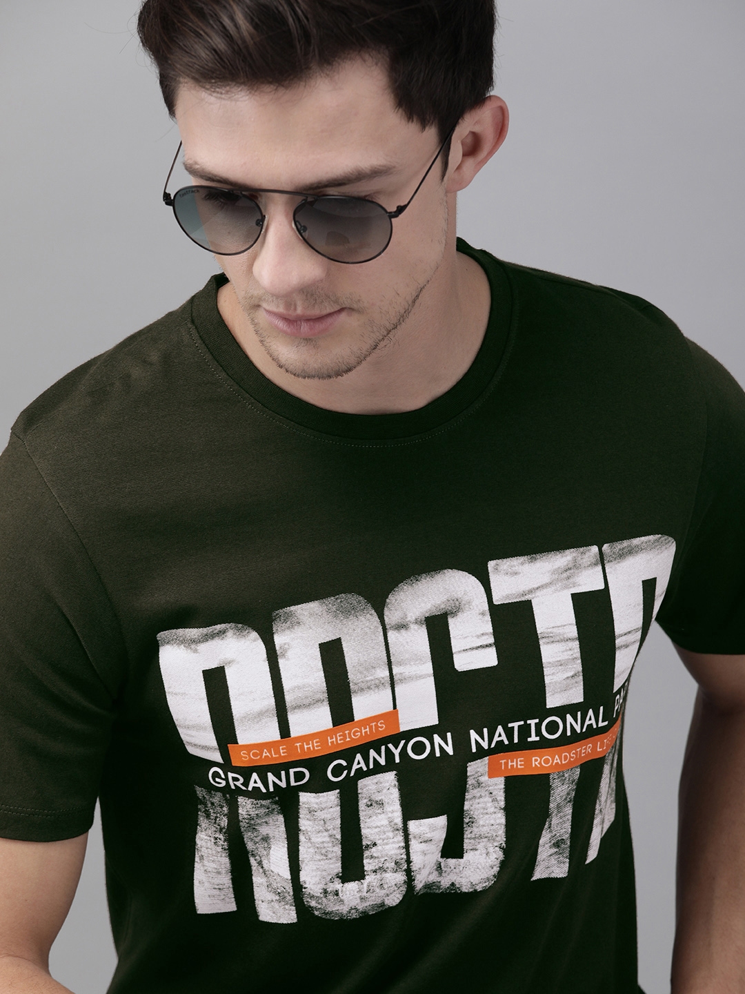 Buy The Roadster Lifestyle Co Men Olive Green Printed Round Neck Pure