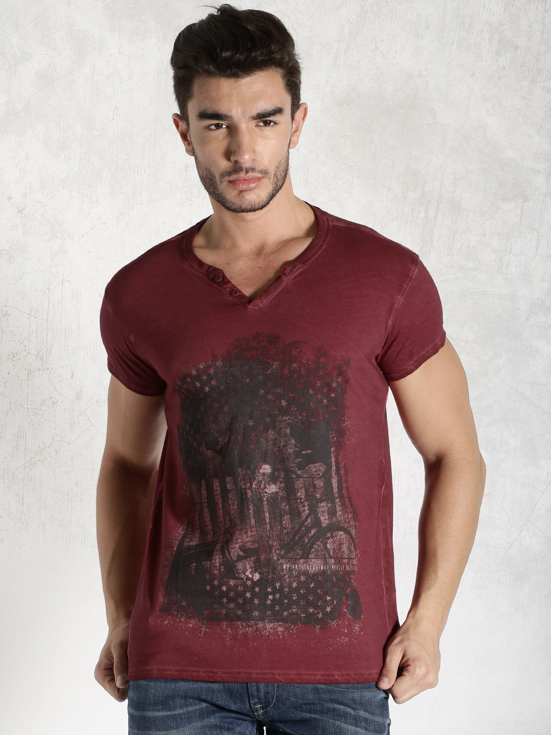 Buy Roadster Maroon Printed Pure Cotton T Shirt - Tshirts for Men ...