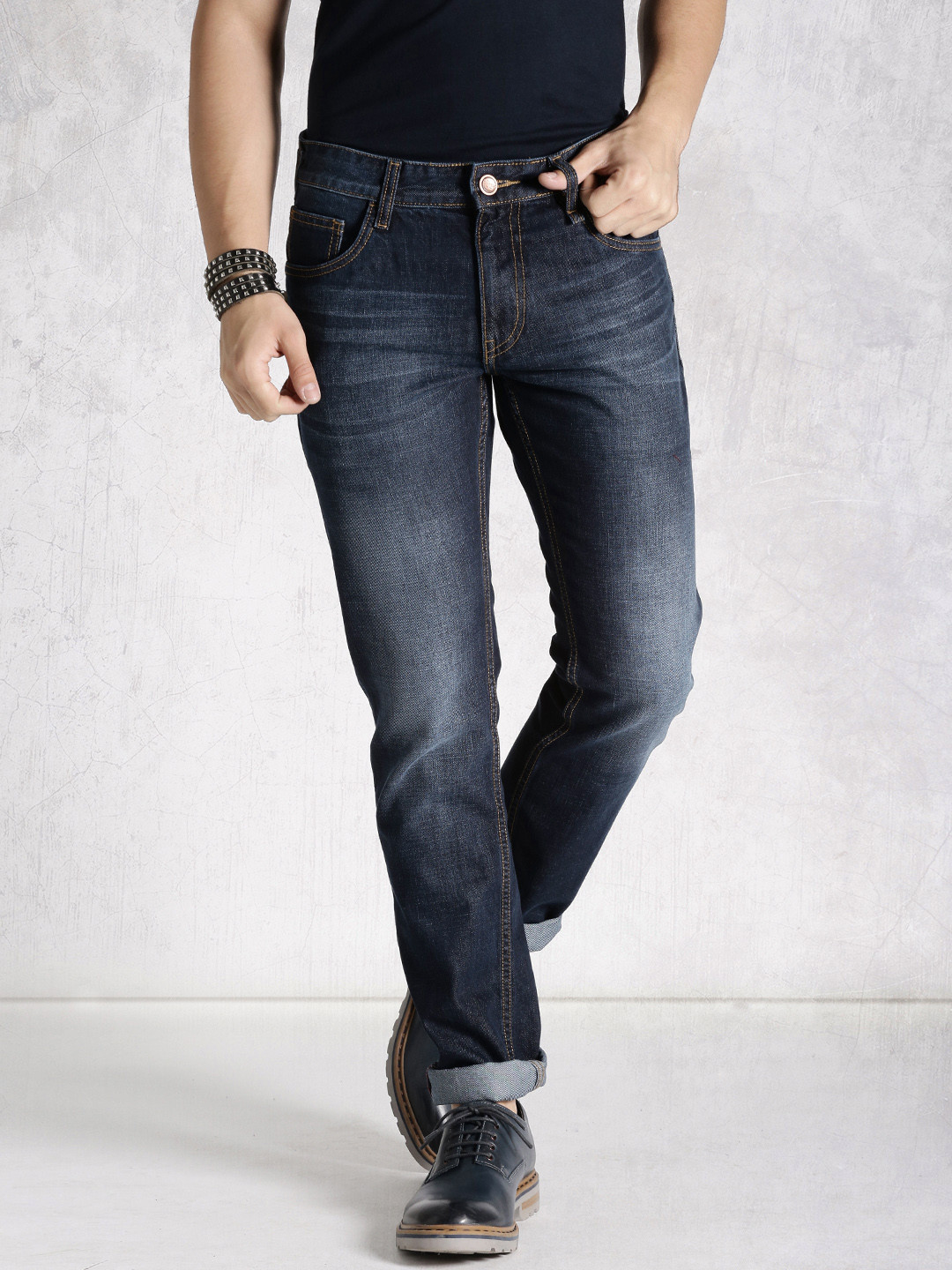 Buy Roadster Blue Slim Fit Jeans - Jeans for Men 1118358 | Myntra