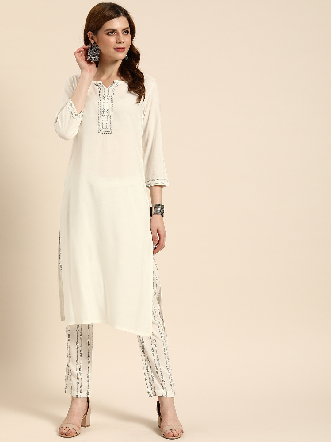 Buy IMARA Women White Solid Kurta Set With Embroidered Detailing ...