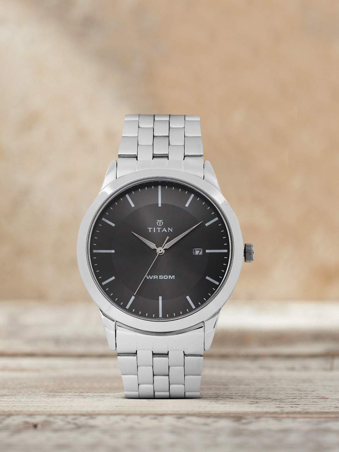 Buy Titan Men Black Dial Watch 1584SM04 - Watches for Men 1129860 | Myntra