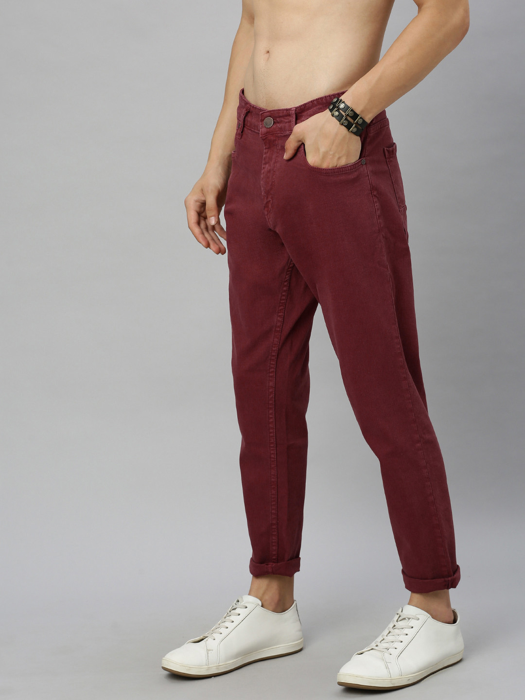 Buy HERE&NOW Men Maroon Slim Tapered Fit Mid Rise Clean Look ...