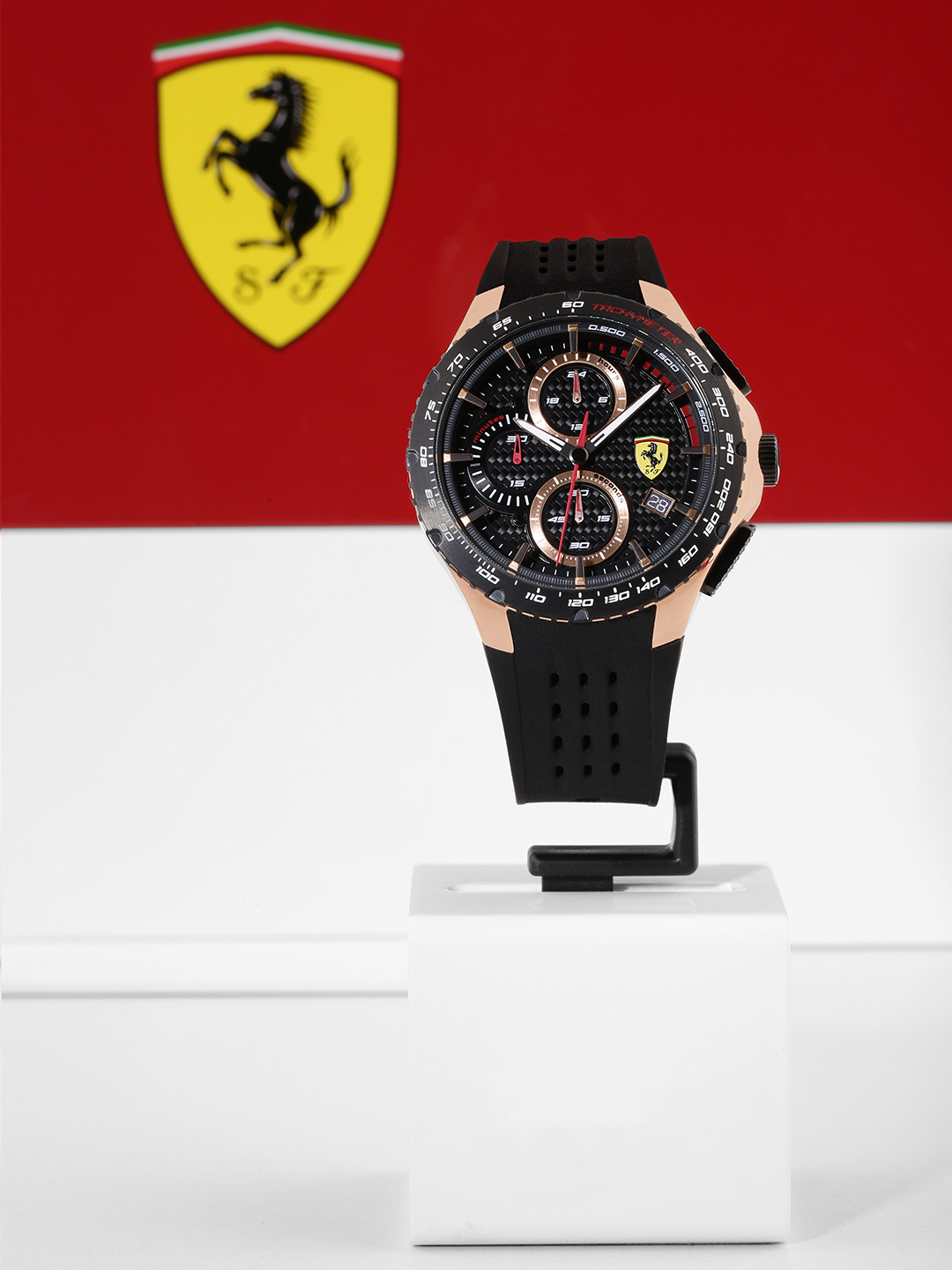 Buy SCUDERIA FERRARI Men Black Pista Chronograph Analogue Watch 0830728 ...