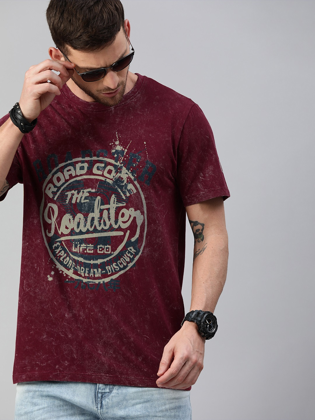 Buy Roadster Men Red Printed Round Neck Pure Cotton T Shirt - Tshirts ...