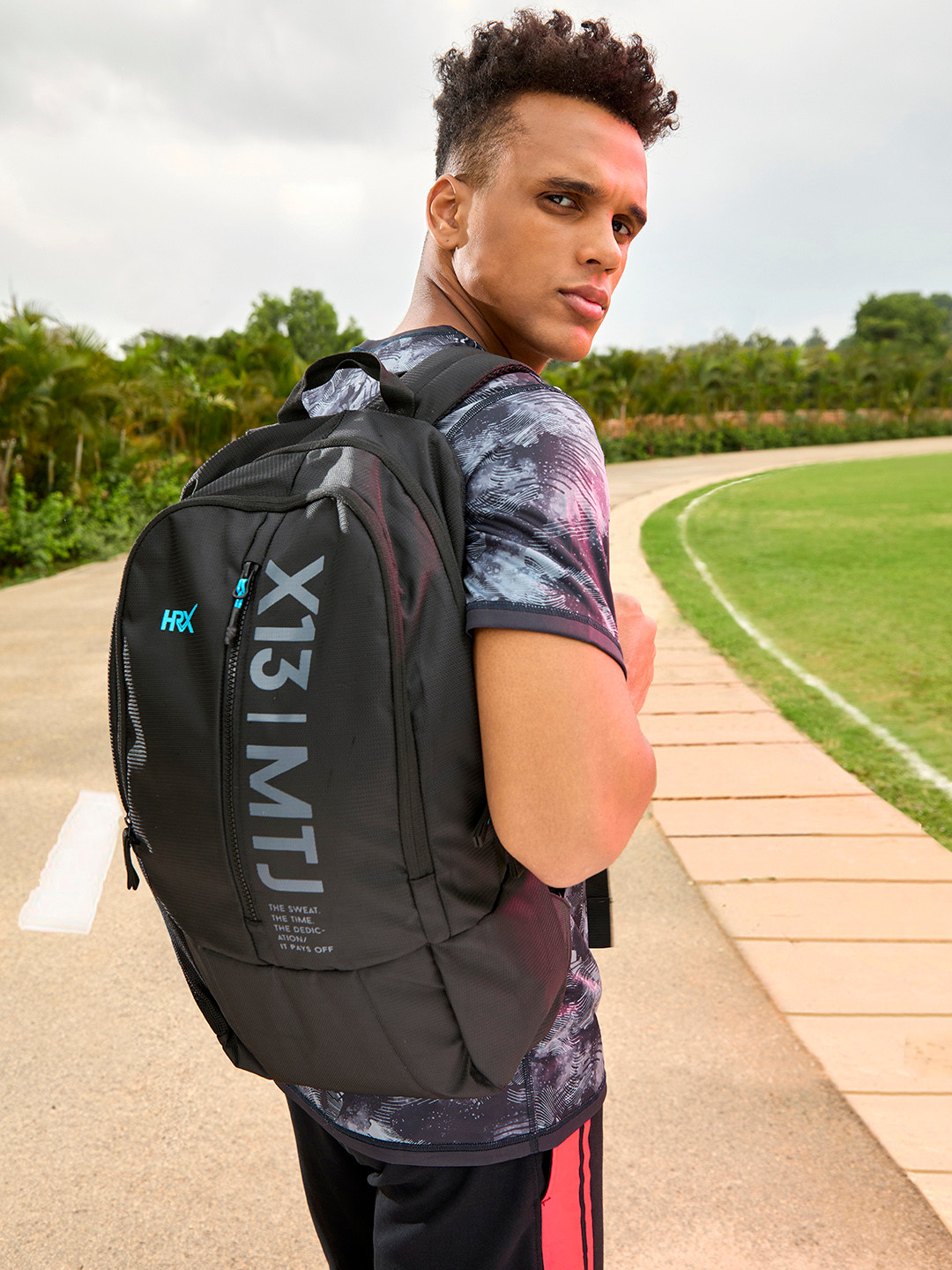 Buy HRX By Hrithik Roshan Unisex Black Typography Polar Backpack ...