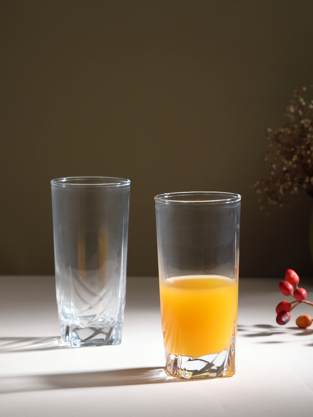 Buy Luminarc Set Of 6 Transparent Solid Ascot Highball Tumblers - Water ...