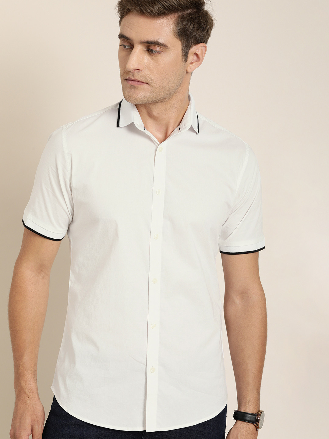 Buy INVICTUS Men White Solid Stretch Formal Shirt - Shirts for Men ...
