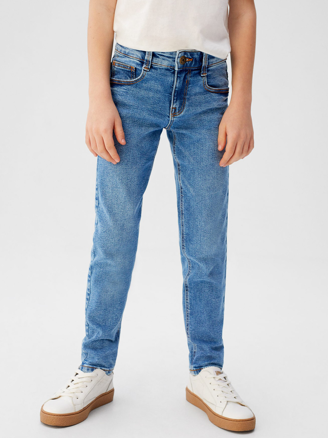 Buy Mango Kids Boys Blue Slim Fit Mid Rise Clean Look Stretchable Jeans ...