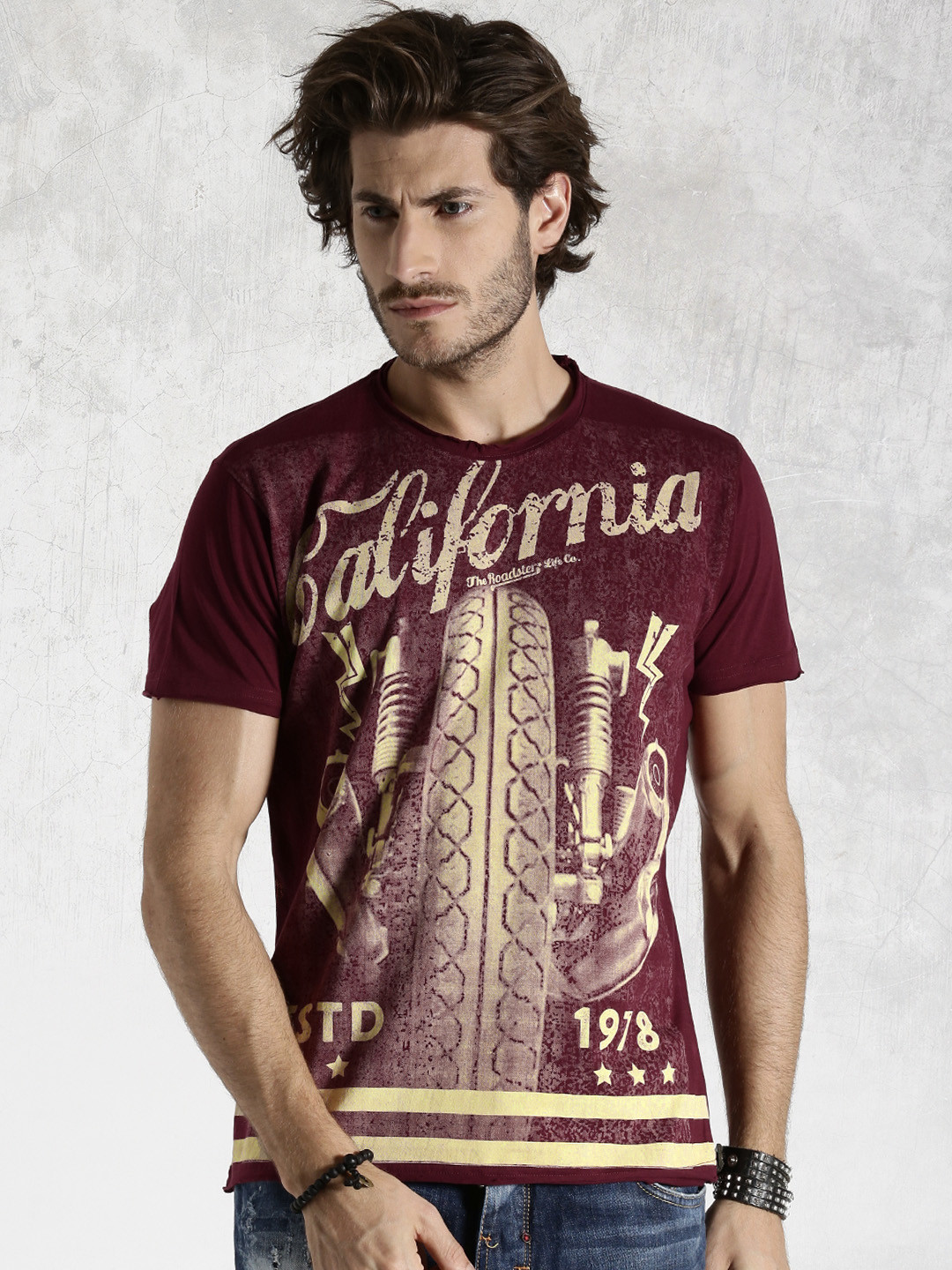 Buy Roadster Maroon Printed Pure Cotton T Shirt - Tshirts for Men ...