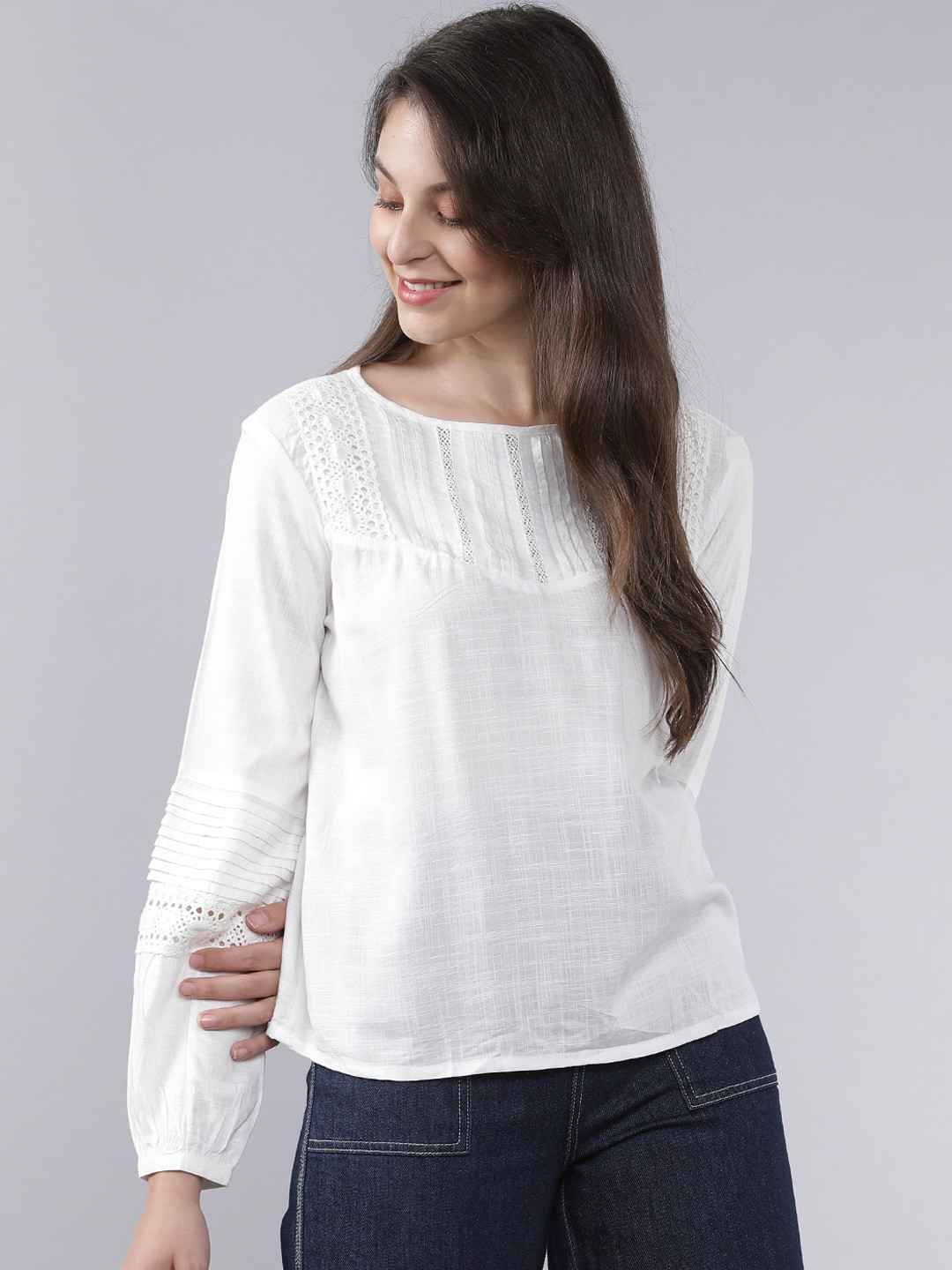 Buy Tokyo Talkies Women White Self Design Top - Tops for Women 12409014 ...