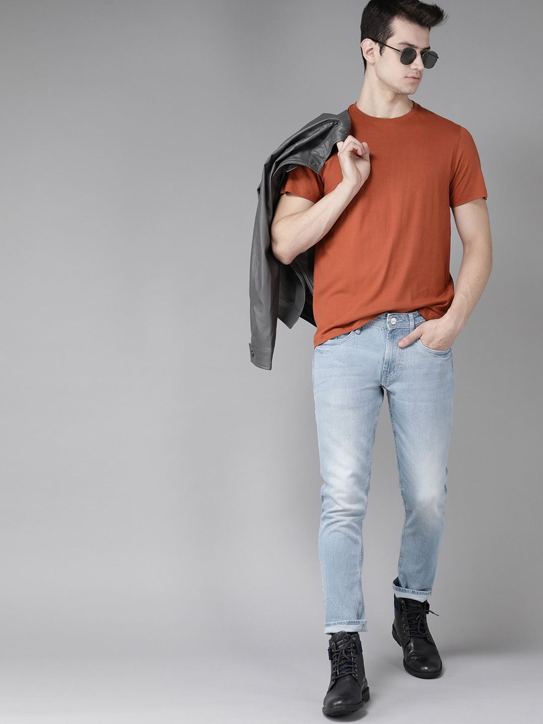 Buy Roadster Men Rust Orange Pure Cotton Solid Round Neck Pure Cotton T ...