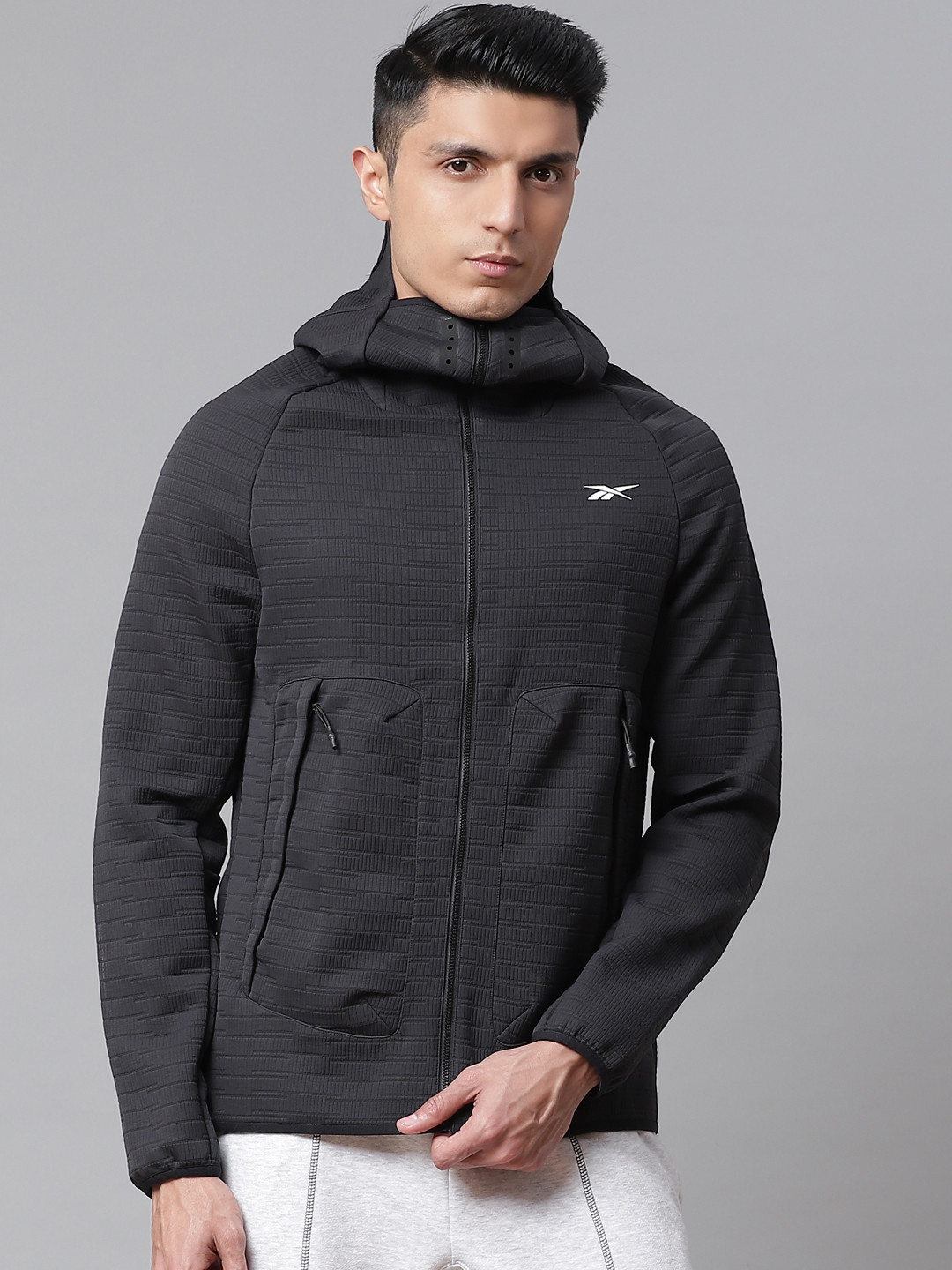 Buy Reebok Men Charcoal Grey Solid Thermowarm Deltapeak Performance ...