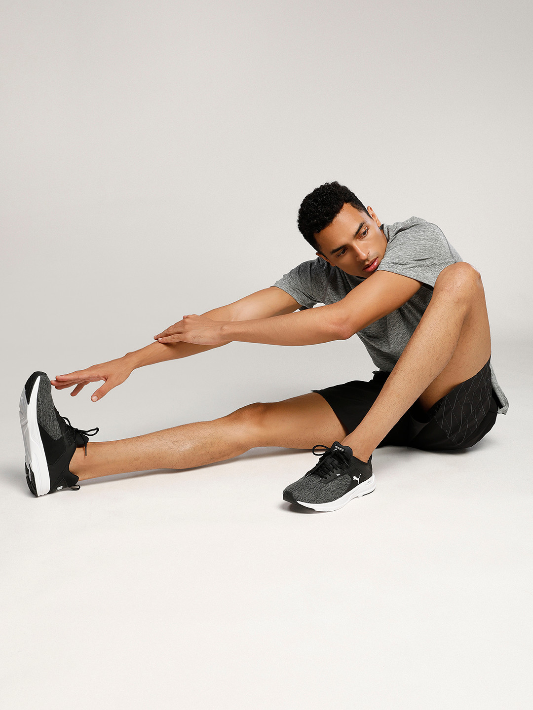 Buy Puma Unisex Black Comet 2 Alt Running Shoes - Sports Shoes for ...