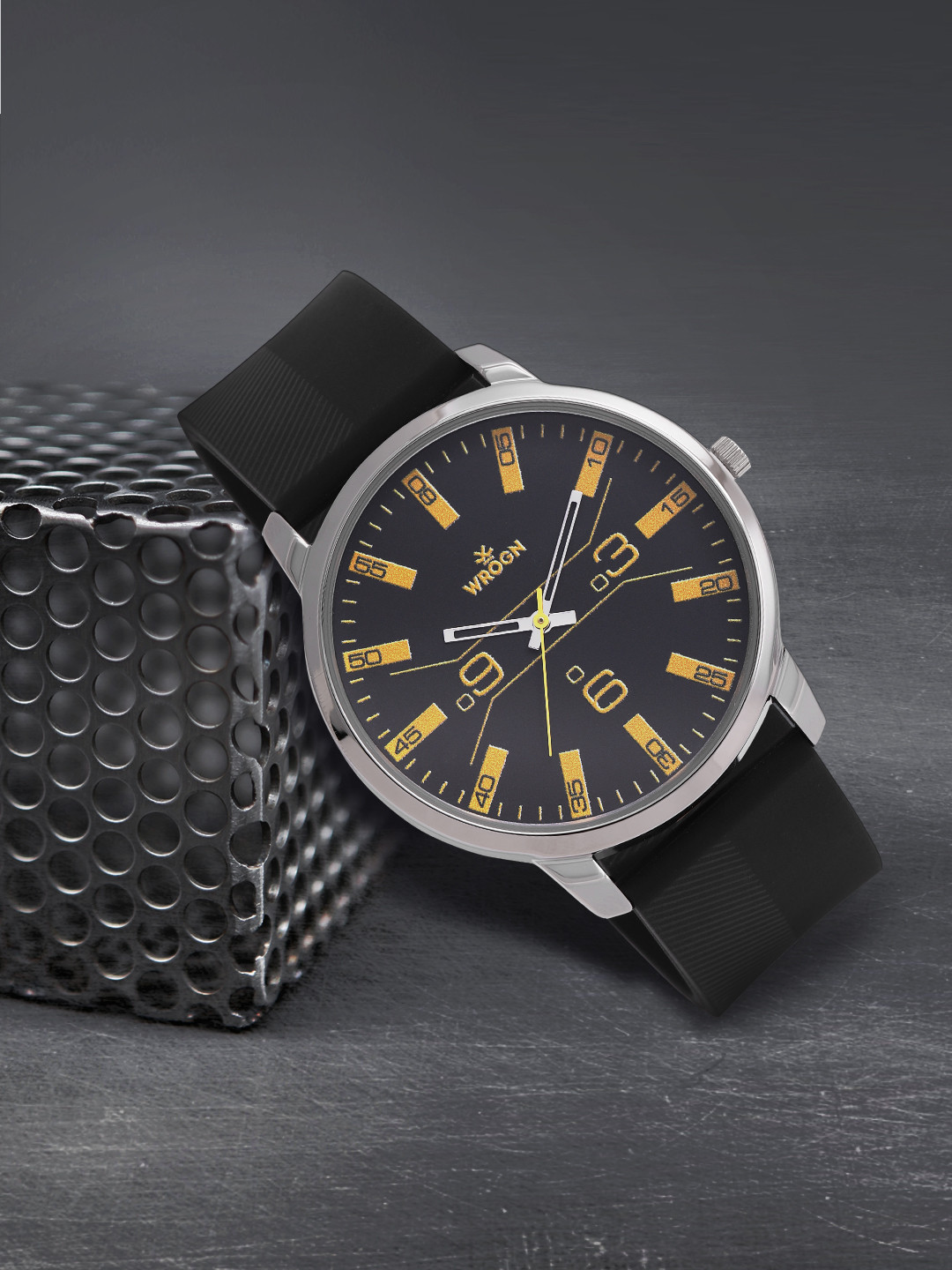 Buy WROGN Men Black Analogue Watch WRG00041C - Watches for Men 13036788 ...