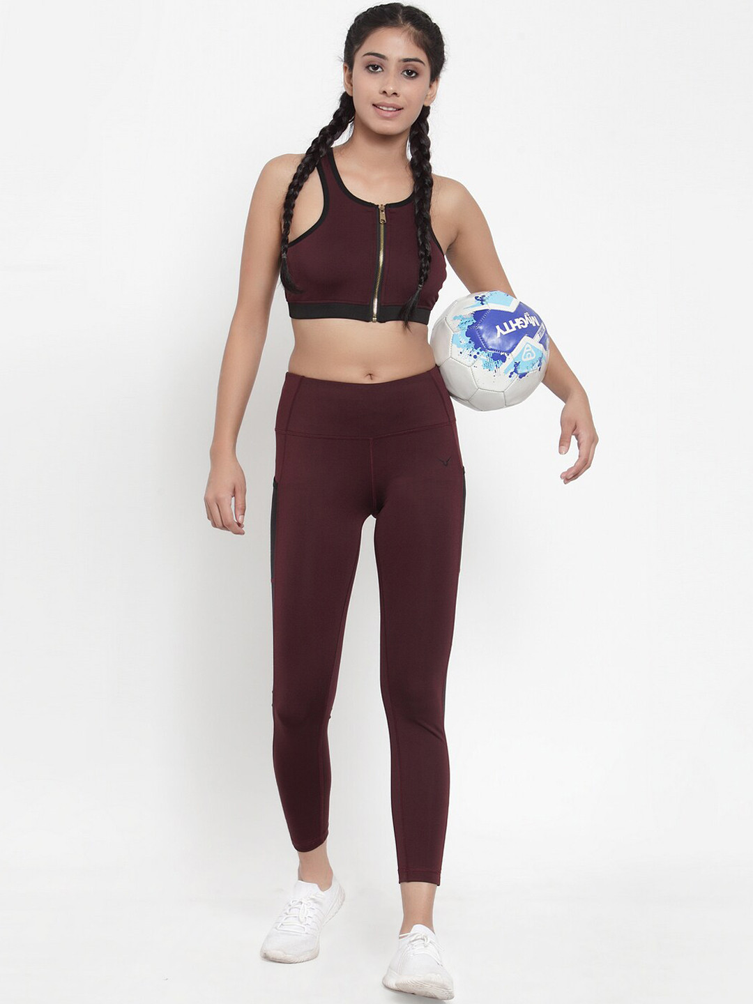 Buy Invincible Women Front Zip Sports Bra - Bra for Women 13075718 | Myntra
