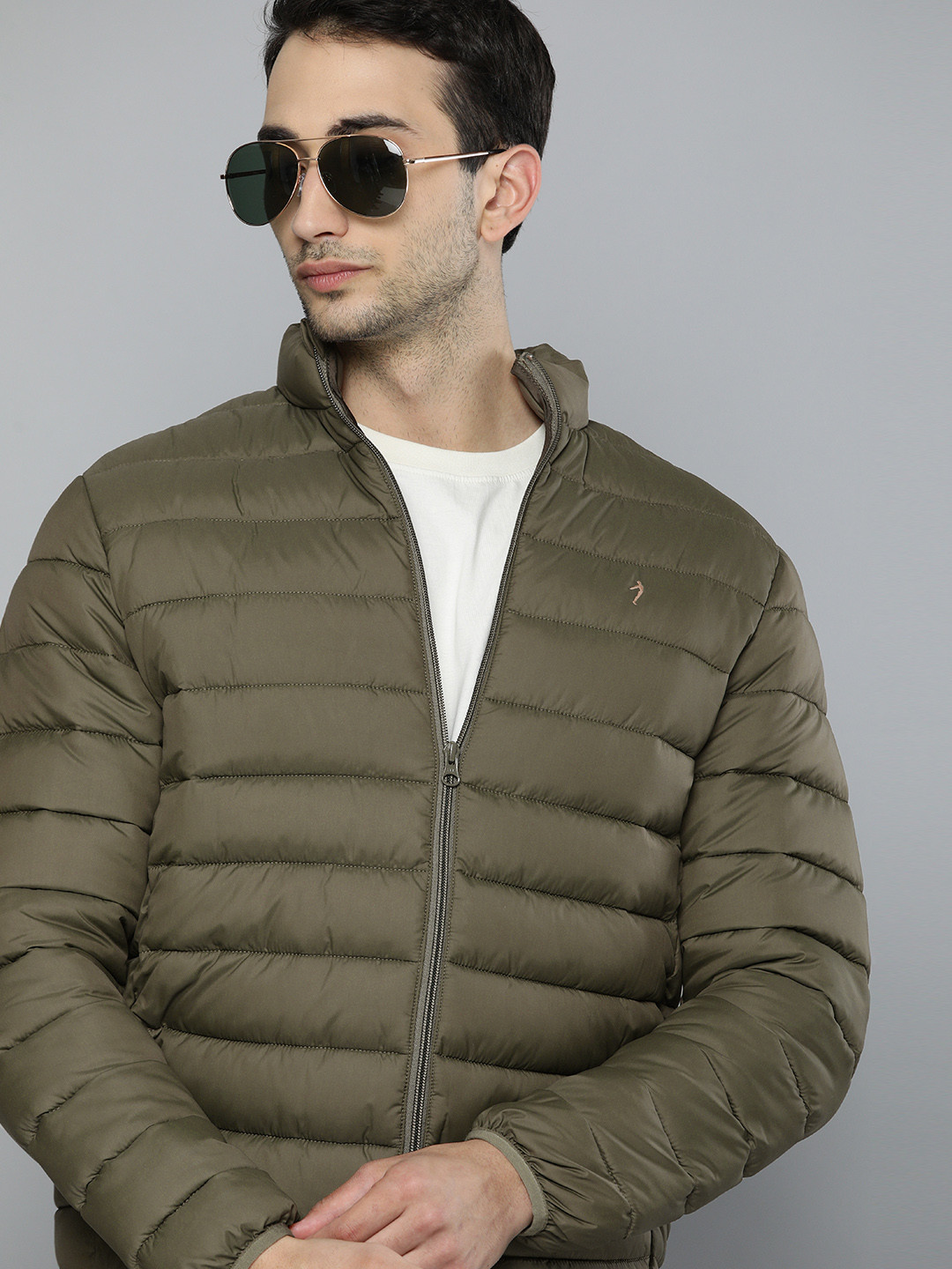 Buy Indian Terrain Men Olive Green Solid Puffer Jacket - Jackets for Men 13083212 | Myntra