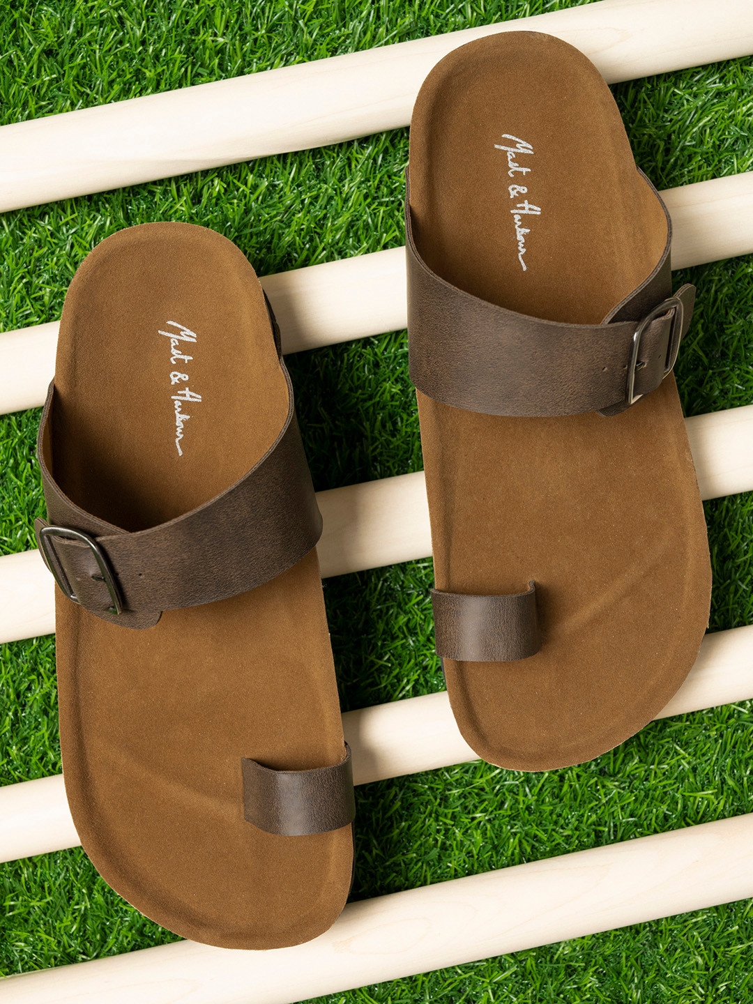 Buy Mast & Harbour Men Brown Solid Flip Flops - Flip Flops for Men ...