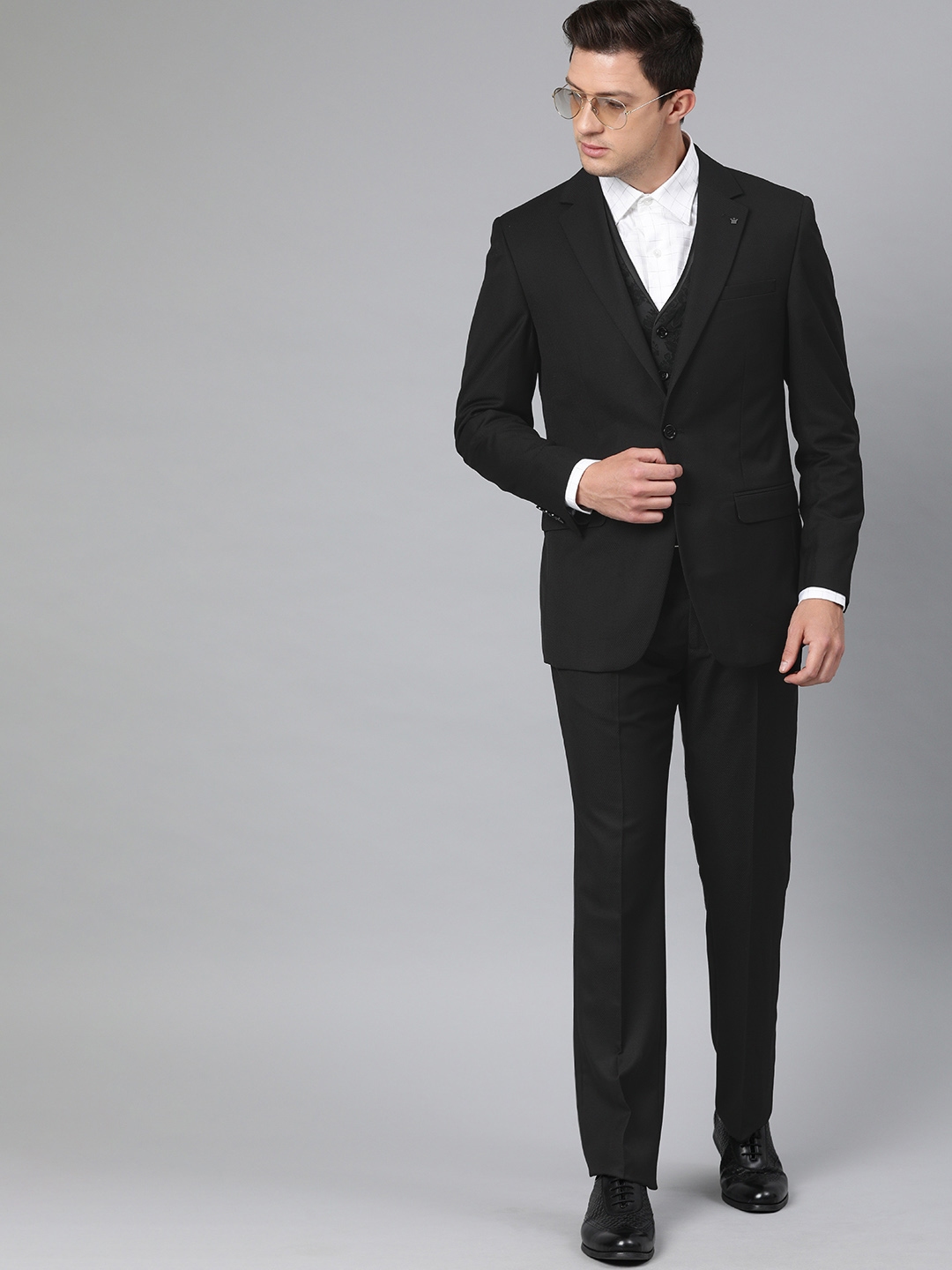 Buy Louis Philippe Men Black Solid Slim Fit Single Breasted 3 Piece