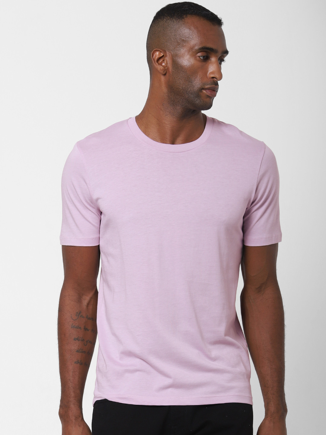 Buy SELECTED Men Lavender Coloured Solid Round Neck Pure Cotton T Shirt ...