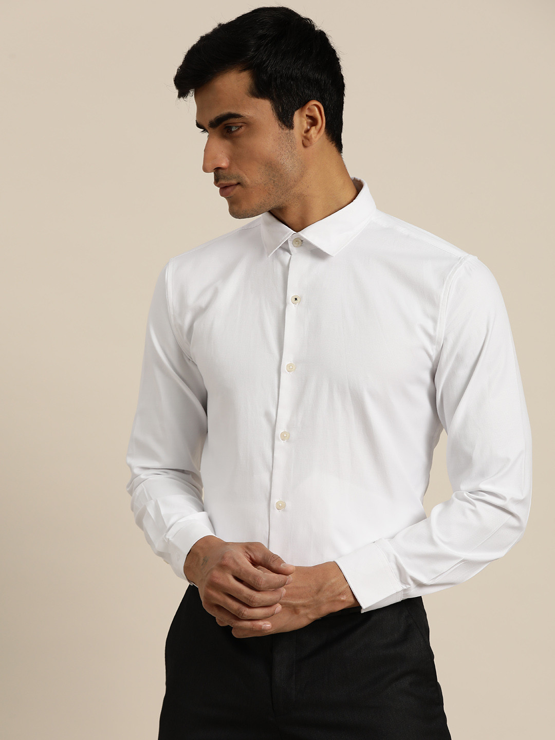 Buy INVICTUS Men Easy Care White Solid Sustainable Formal Shirt ...