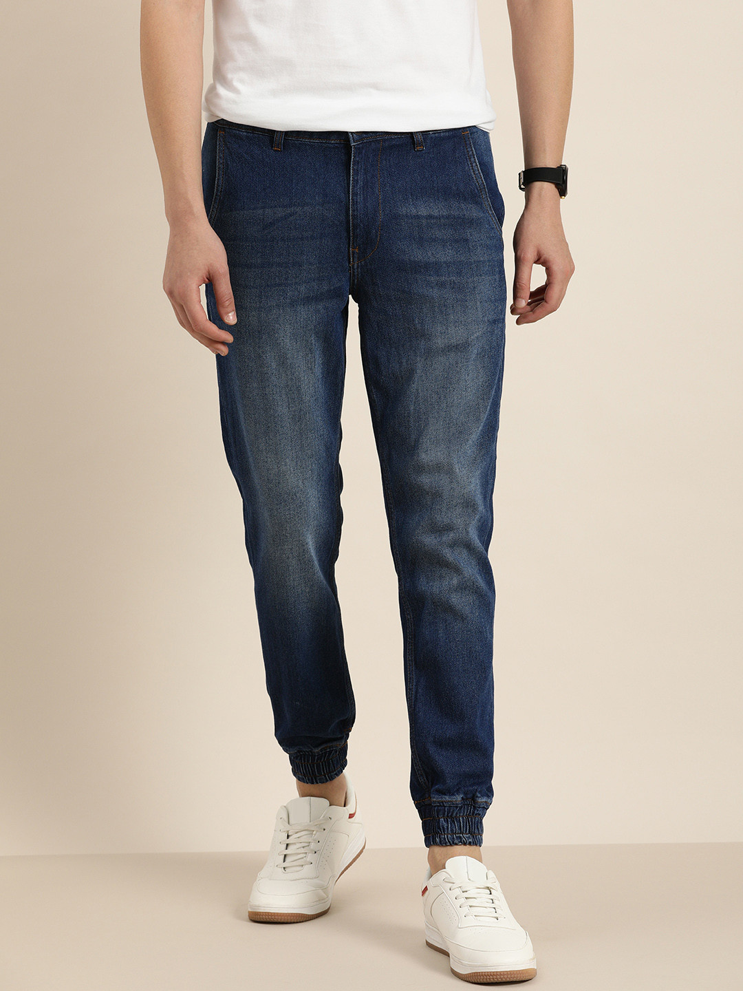Buy INVICTUS Men Blue Jogger Light Fade Stretchable Jeans - Jeans for ...