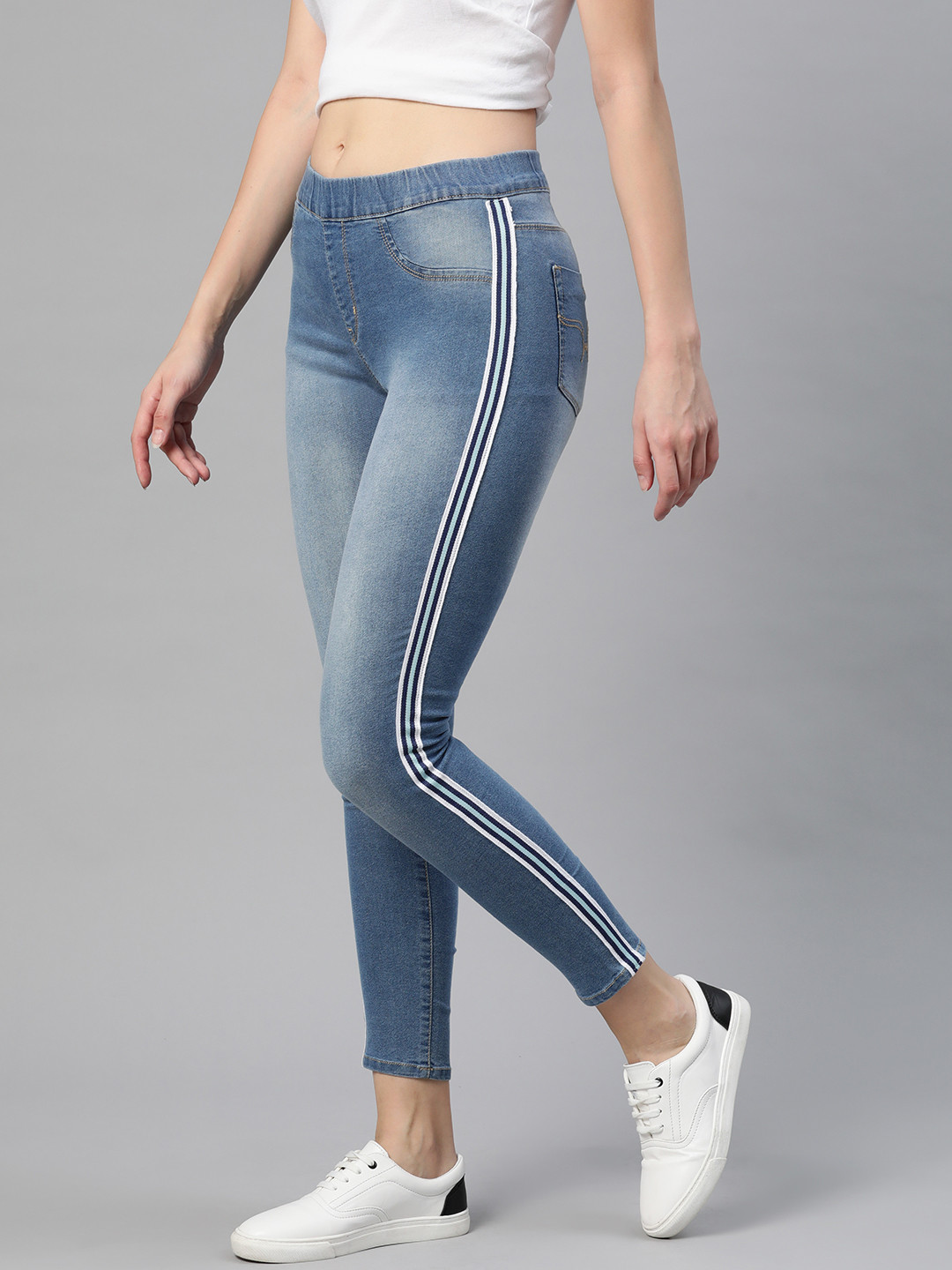 Buy The Roadster Lifestyle Co Women Blue Washed Super Skinny Fit ...