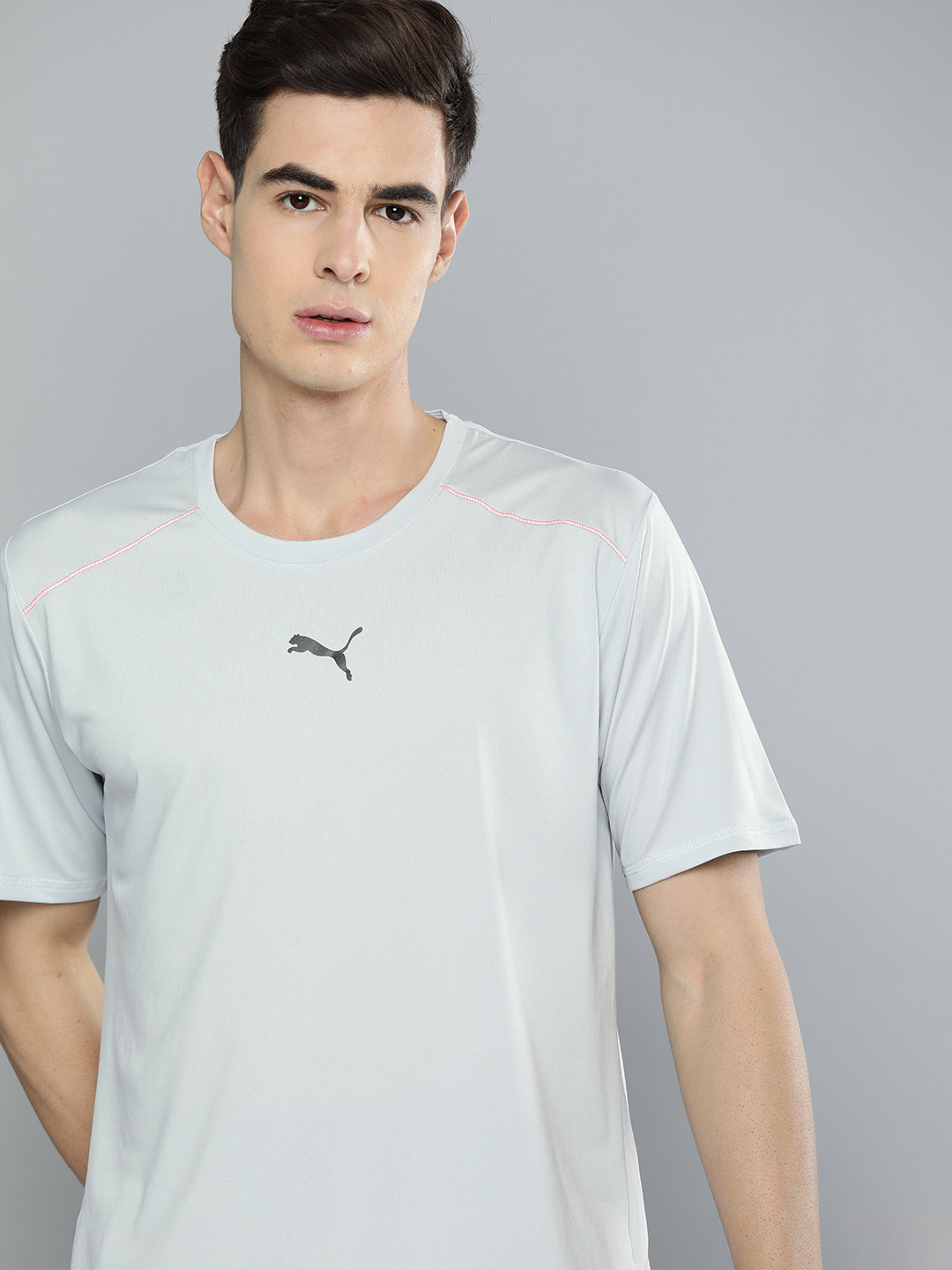 Buy Puma Men Grey Solid RUN LAUNCH COOLADAPT Dry Cell Round Neck T ...
