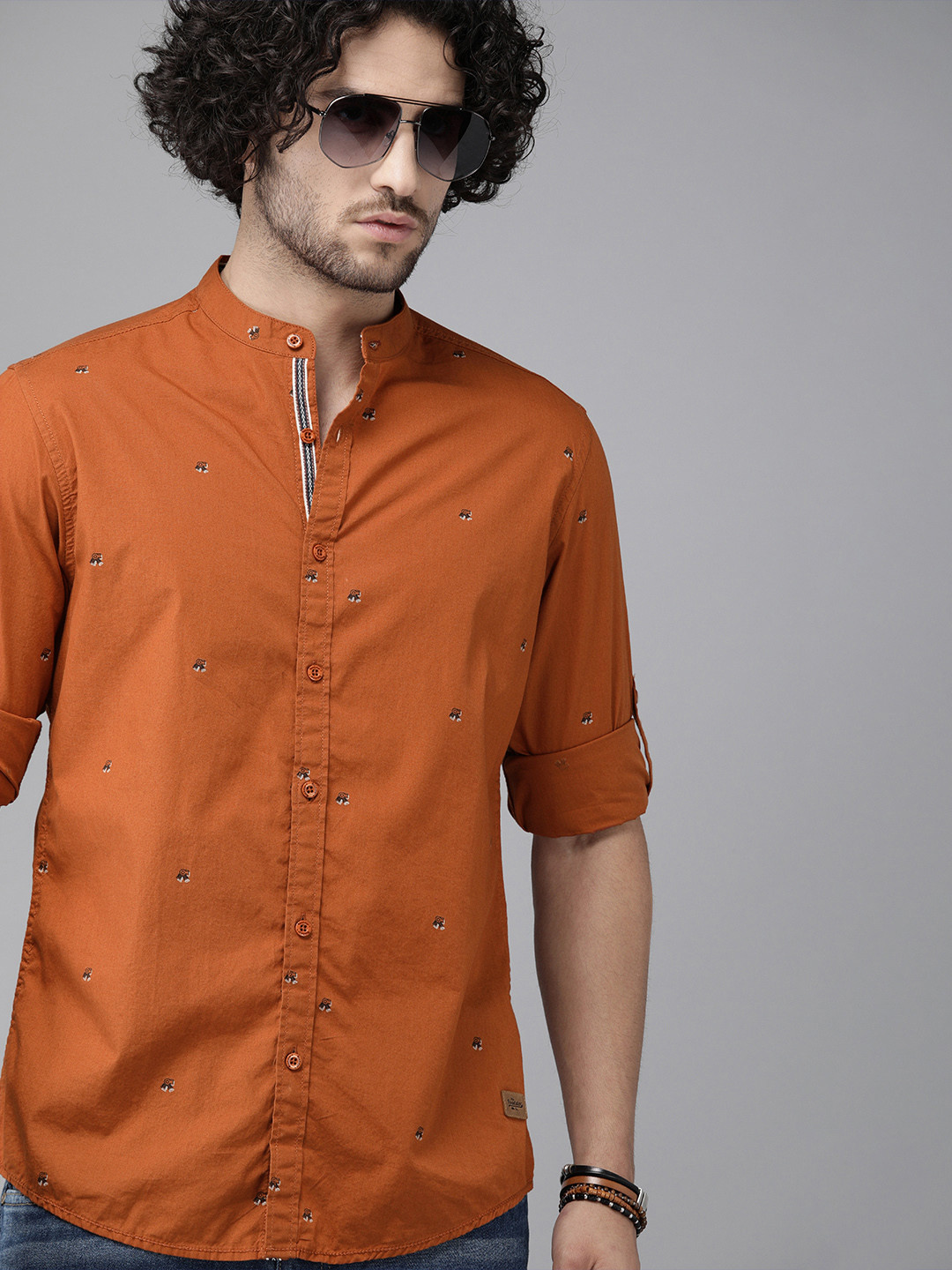 Buy The Roadster Lifestyle Co Men Rust Orange & Black Regular Fit ...