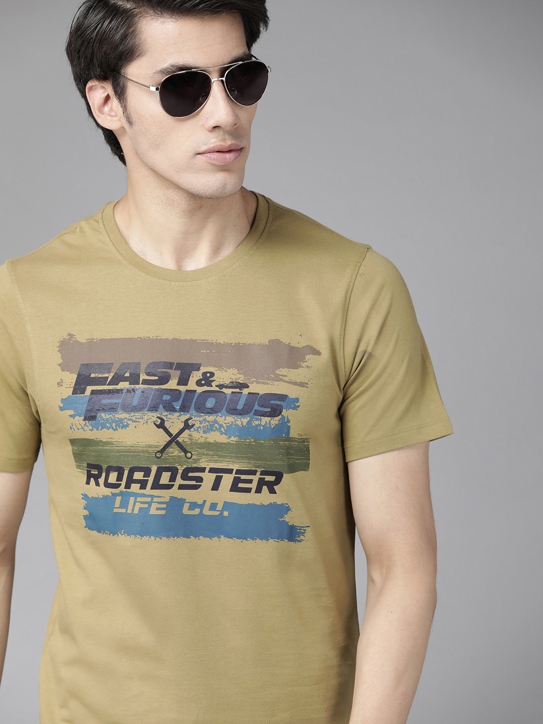 Buy Roadster Men Fast And Furious Khaki Printed Graphic Pure Cotton T ...