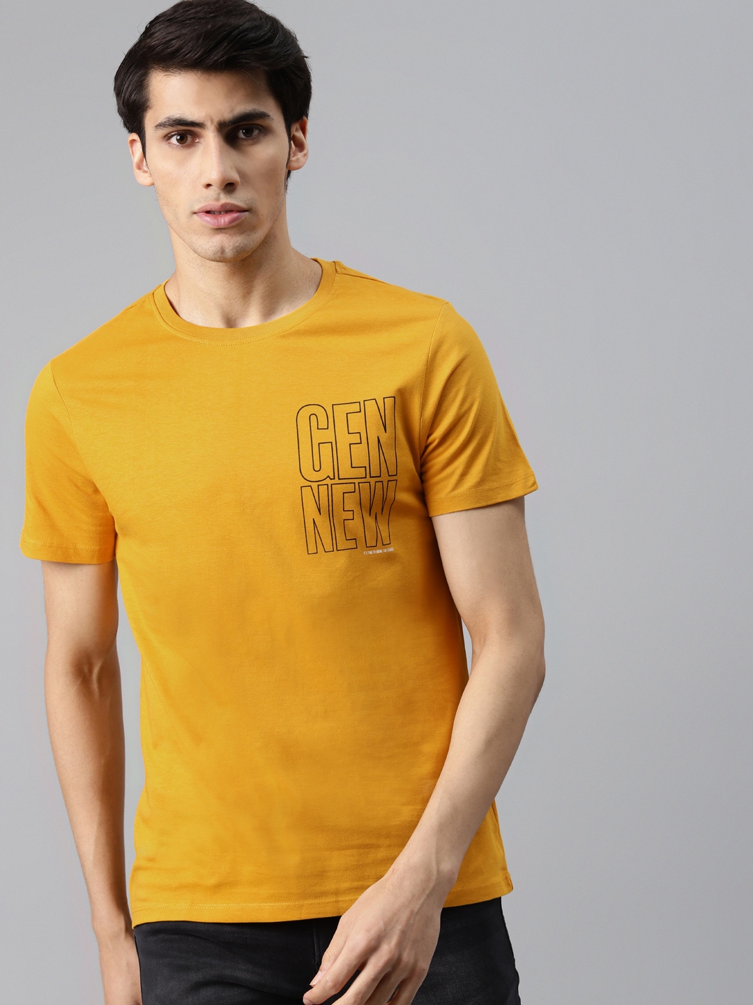 Buy Roadster Men Mustard Yellow Pure Cotton Typography Printed Pure