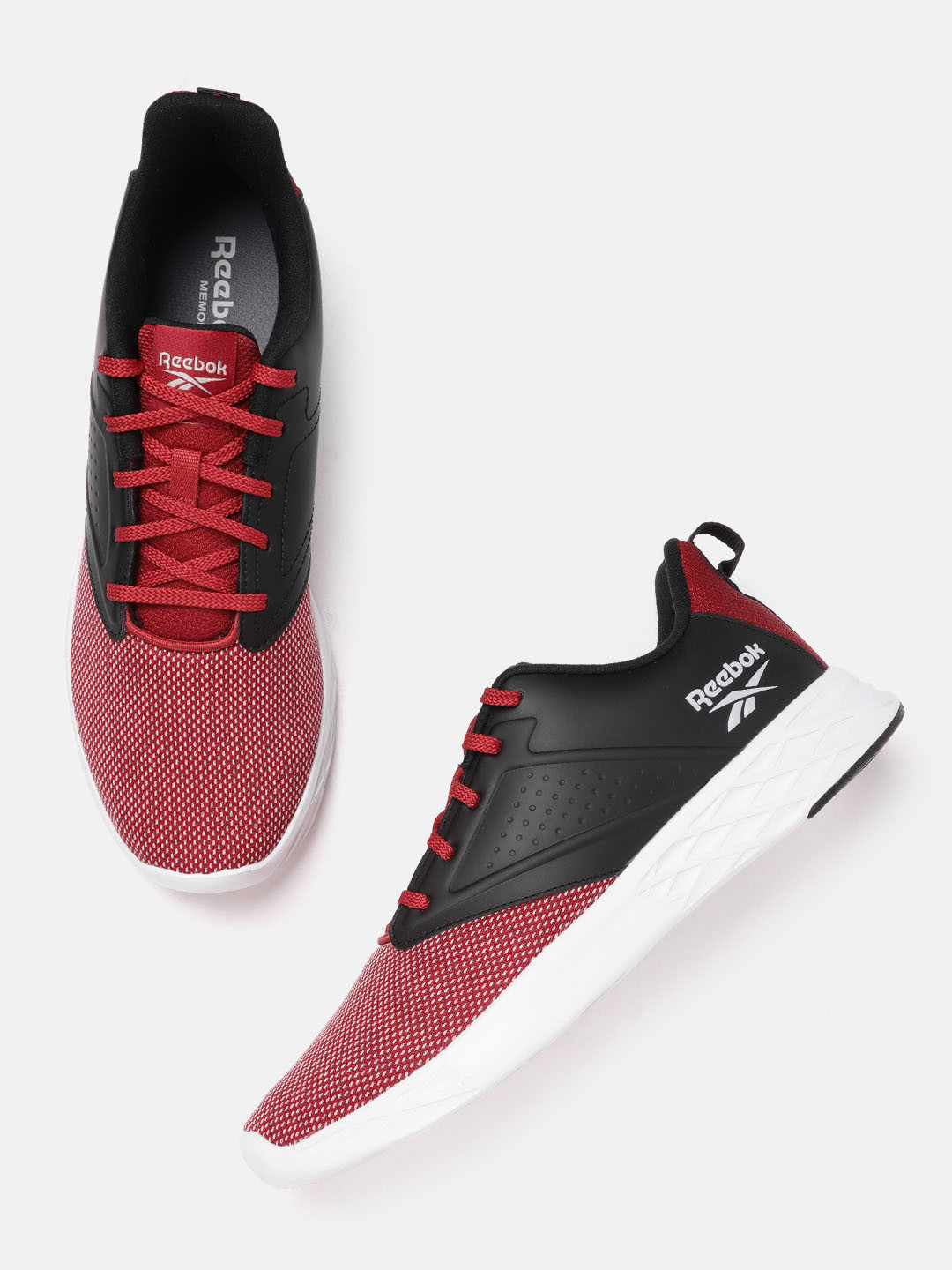 Buy Reebok Men Red & Black Astro Booster Woven Design FuelFoam Running ...