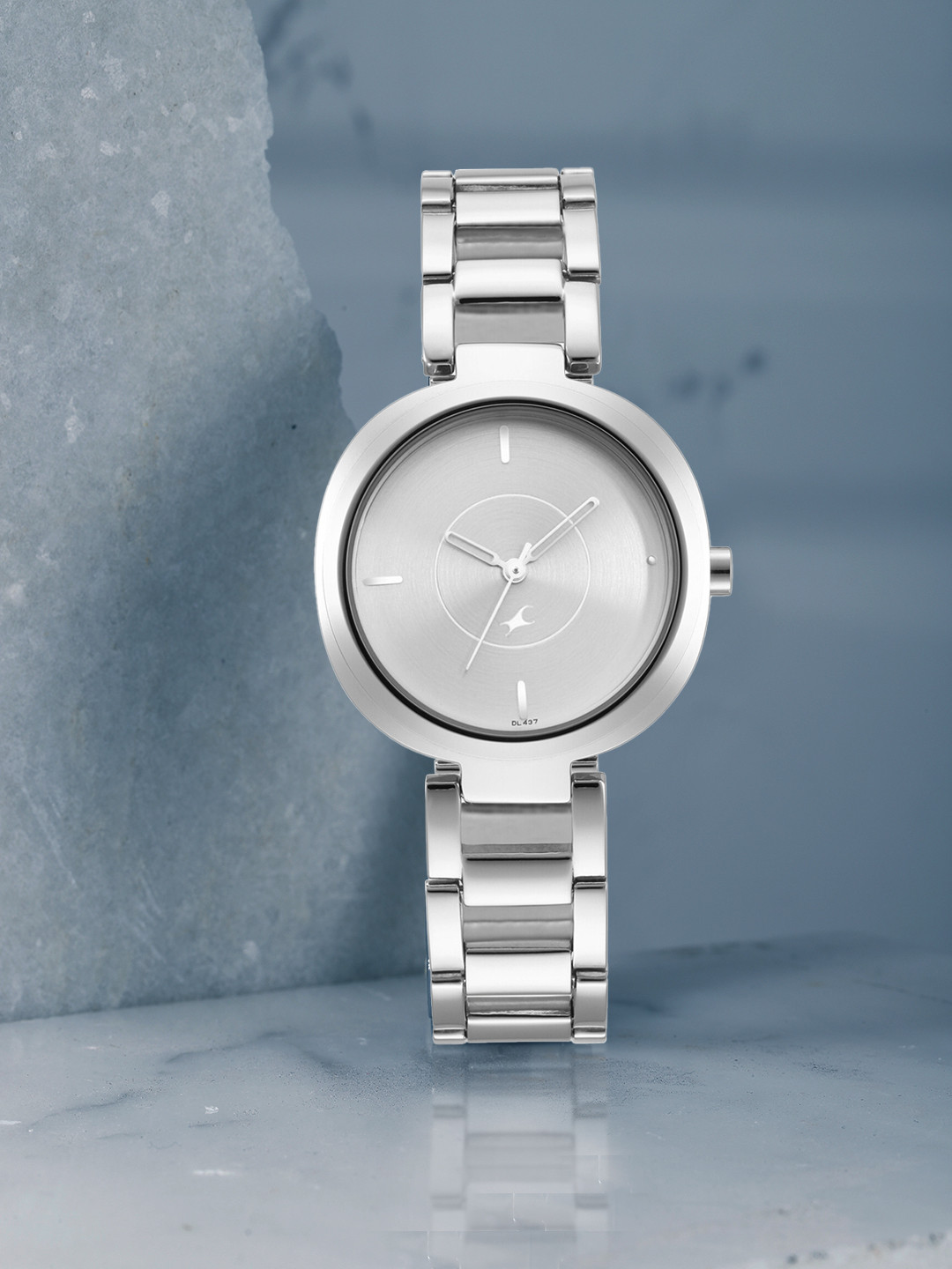 Buy Fastrack STUNNERS 1.0 Women Silver Toned Analogue Watch 6247SM01 ...